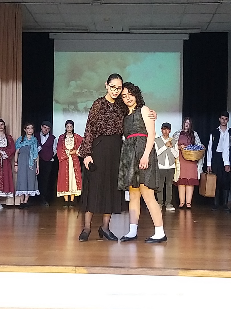 Θεατρική Παράσταση - ΛΥΚΕΙΟ ΑΓΙΟΥ ΙΩΑΝΝΗ